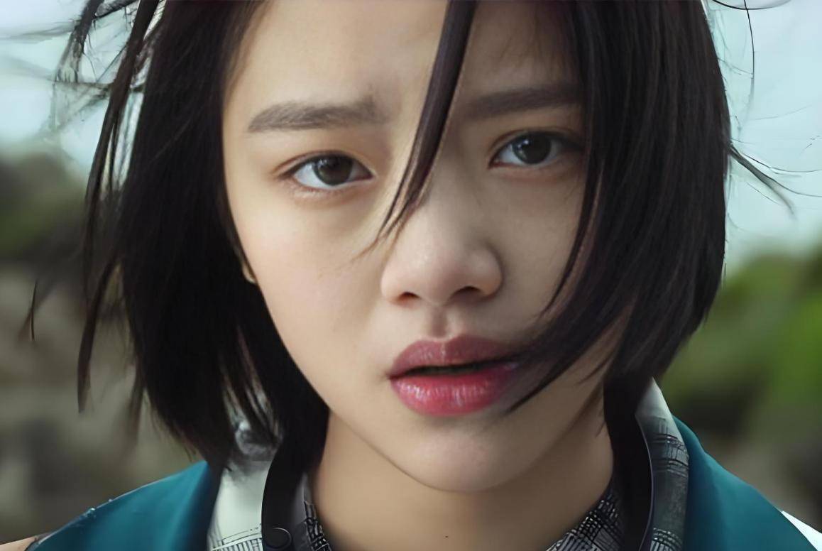 又胖又丑没演技，天天演美女却登顶流，她背后究竟有什么秘密？