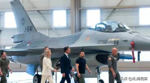 42架F16收入囊中，泽连斯基兴奋地发了一张自拍照