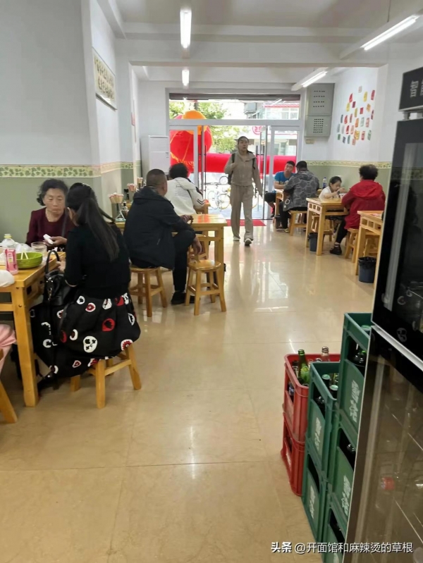 网友开面馆月营业额37646元亏损1300元，创业者心酸一幕！