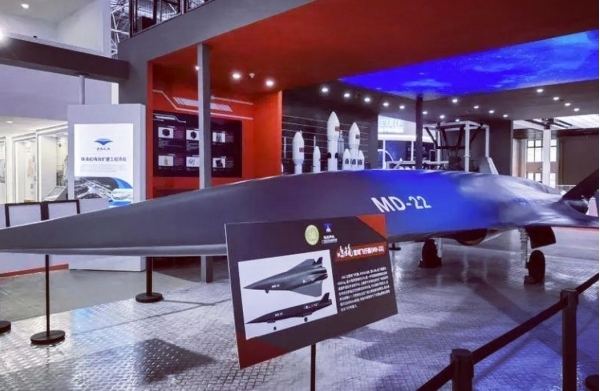 2小时内打击全球？中国独创高超声速无人机，可弥补空军先天短板